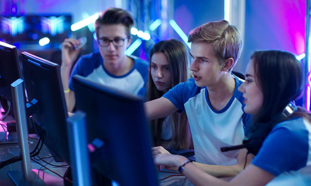 The Importance of Teamwork in Online Gaming - GameVerse